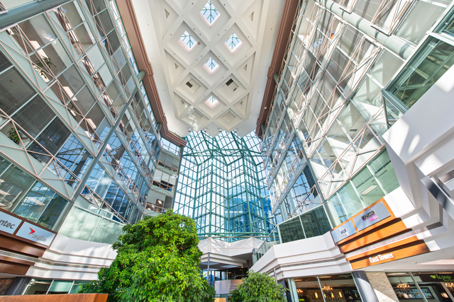 Starlight | Starlight Canadian Commercial Real Estate