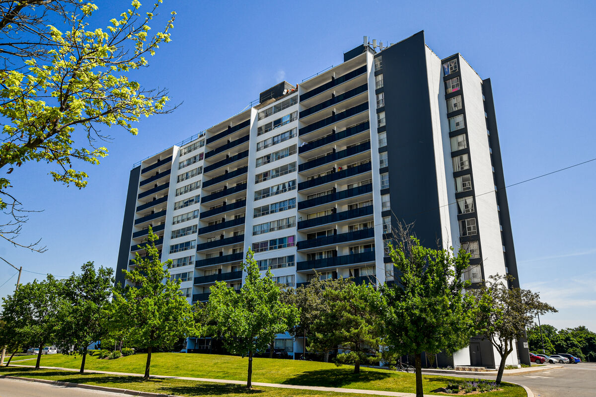 Starlight Canadian Residential Real Estate
