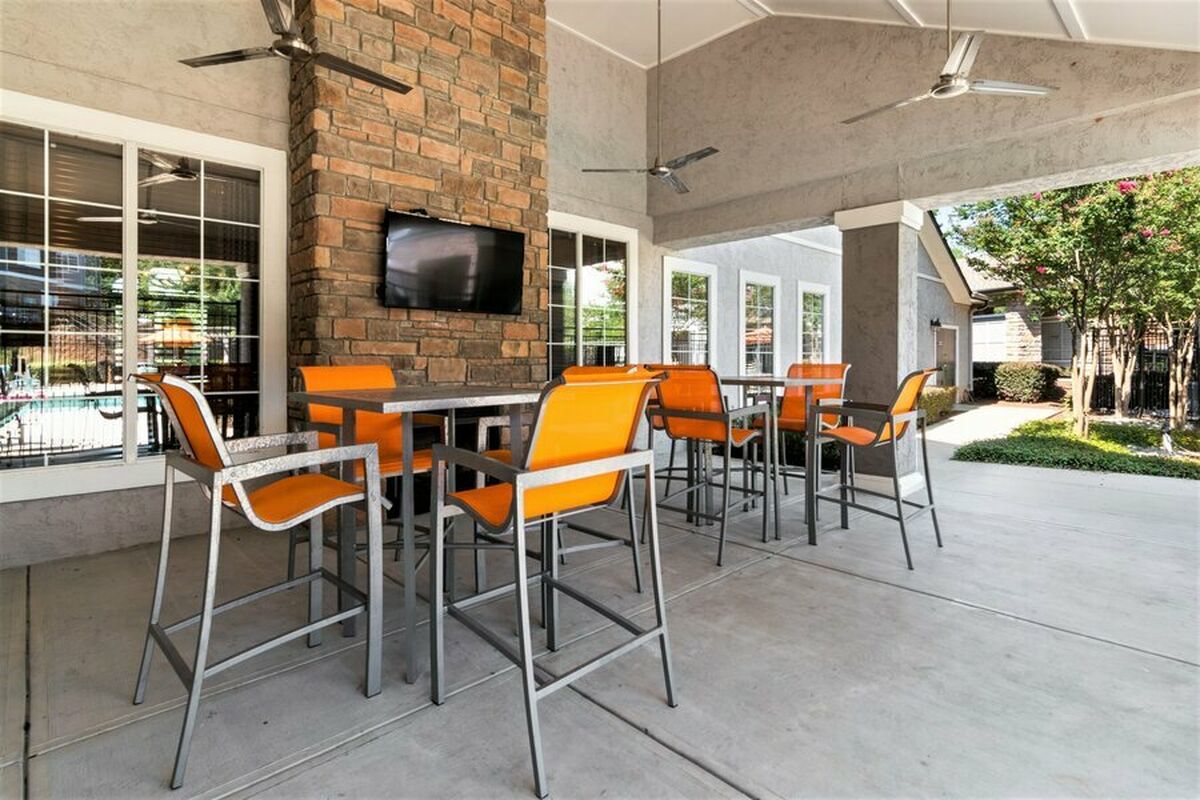 Centerview at Crossroads